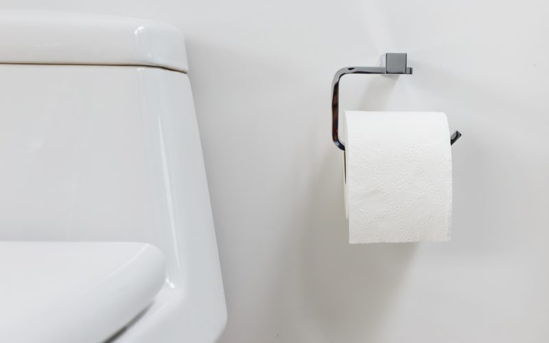 Smart Tips for Toilet Paper Holder Placement in Cramped Bathrooms